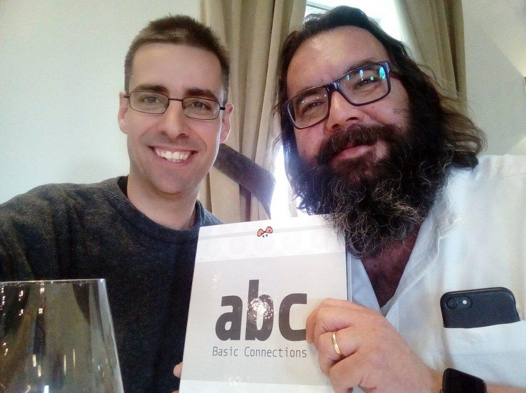 ABC: Basic Connections, una "biblia" para makers que te ayuda a conectar lo que quieras a ...